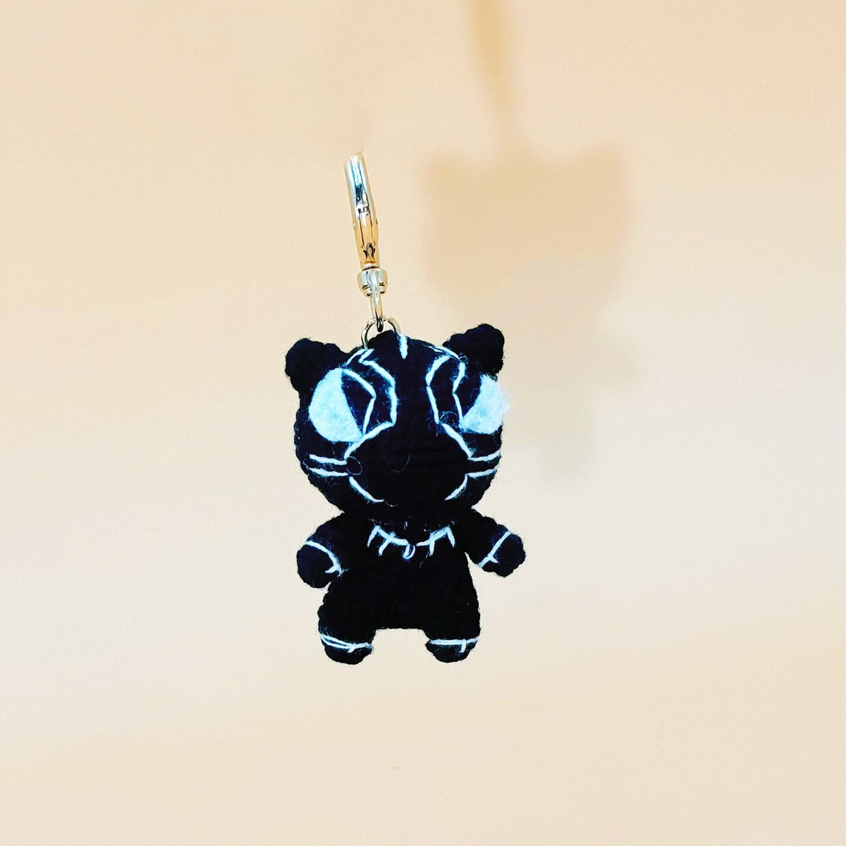 Black Panther Keychain – Aristòn Collective