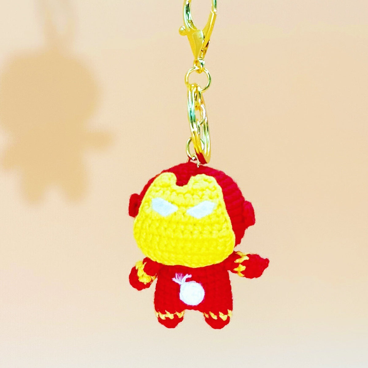 Iron hero Keychain – Aristòn Collective